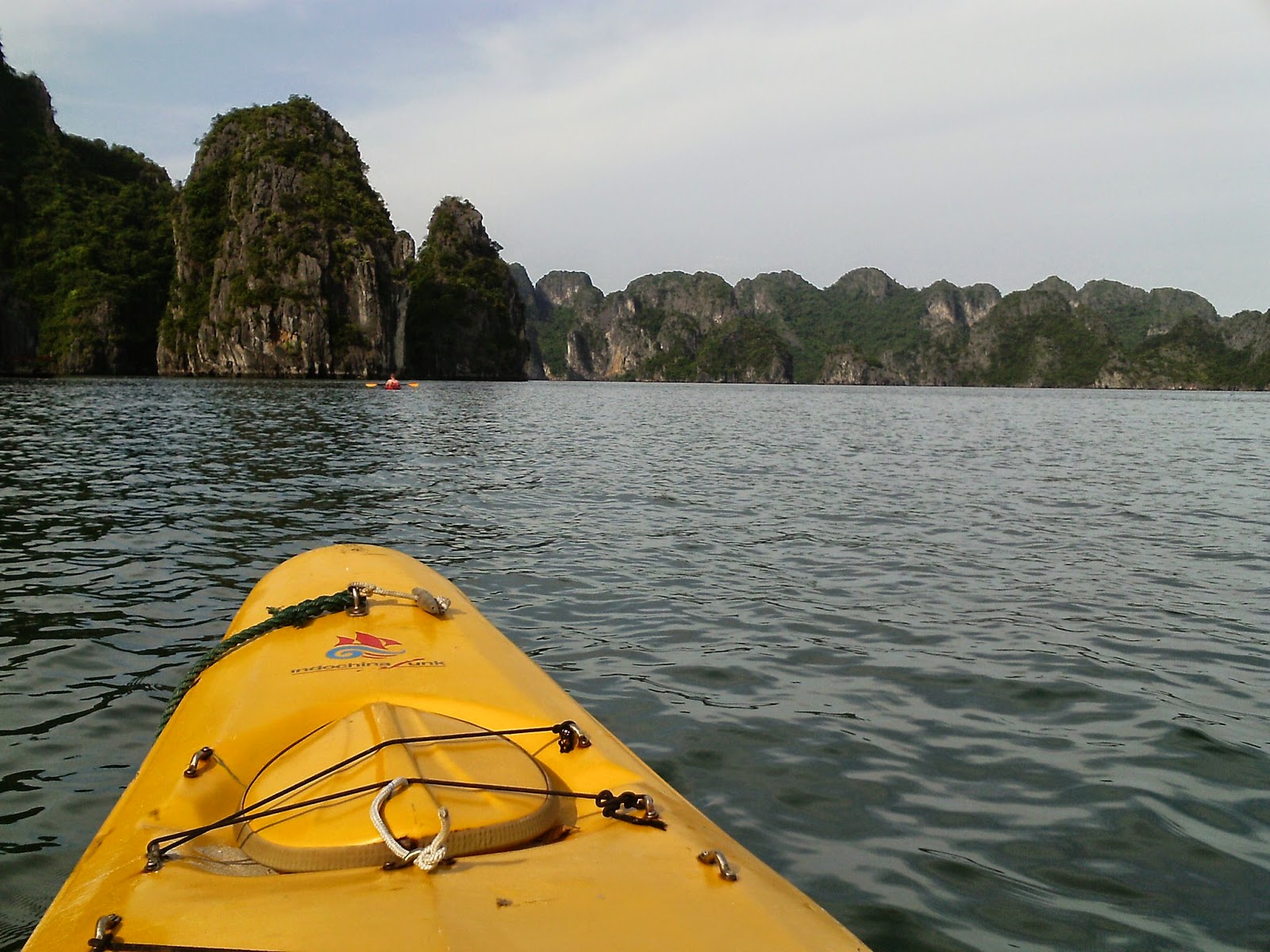 Travel - Posh Backpacking around South East Asia - Roses and Rolltops