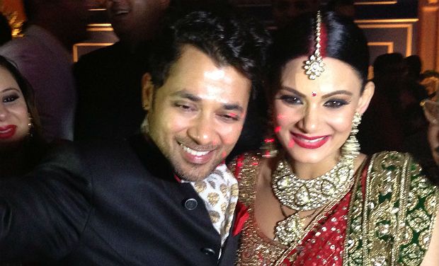 WORLD OF CRISIS: Shaadi.com CEO Anupam Mittal and model Anchal Kumar ...