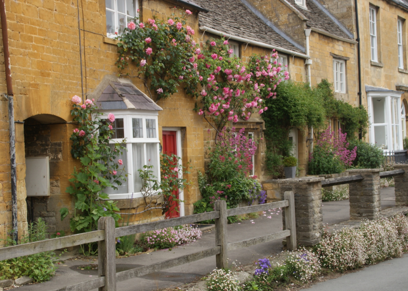 Organic Garden Dreams: The Beautiful Village of Blockley in the ...