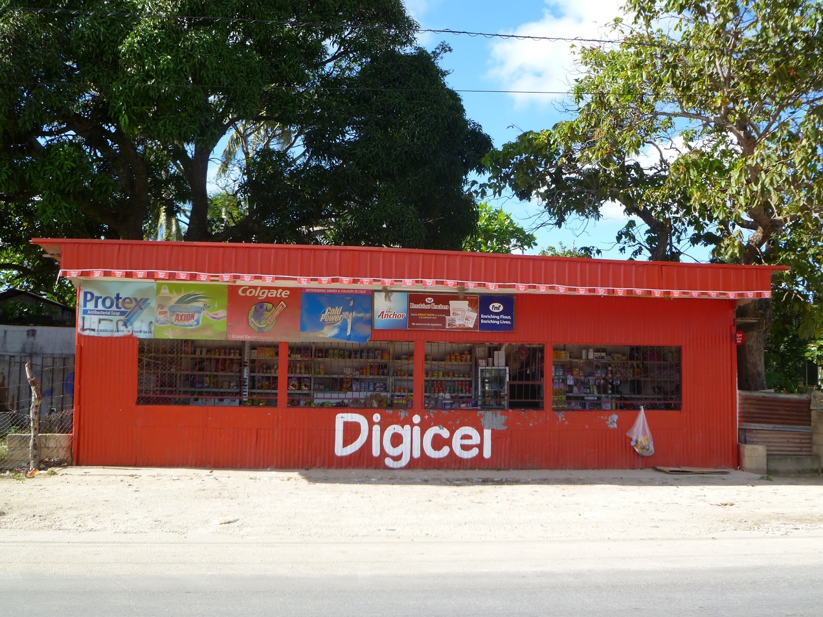 Tales from a Caffeinated Weka: Tiki tour of Nuku‘alofa