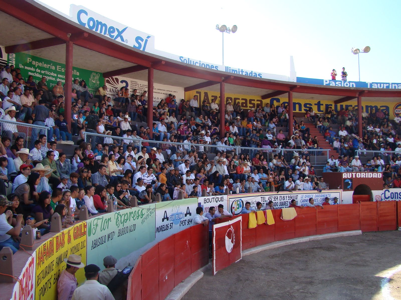 TAUROMAQUIAS - Primera bitácora taurina del Perú: ¡Feliz Año Nuevo! Hoy ...