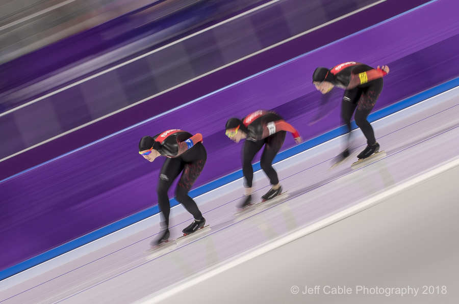 Jeff Cable's Blog: The blurring speed of short and long track skating
