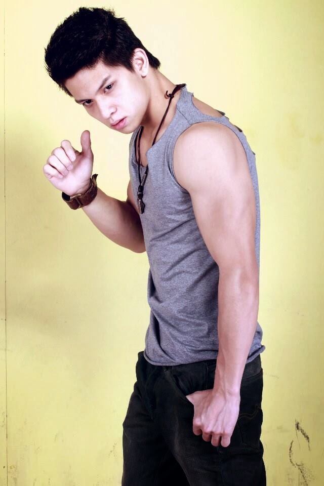 M y a n m a r H u n k s: Nay Win @ Style Doll magazine