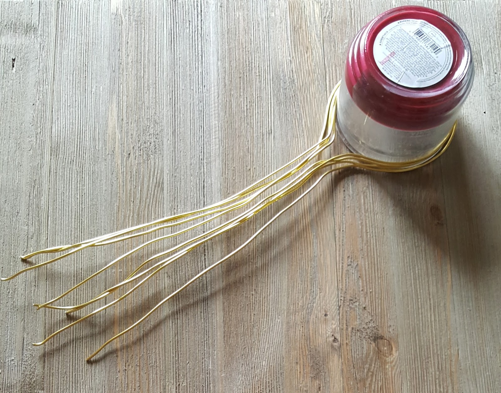 Wire Hat Stands - Sew Crafty Crochet