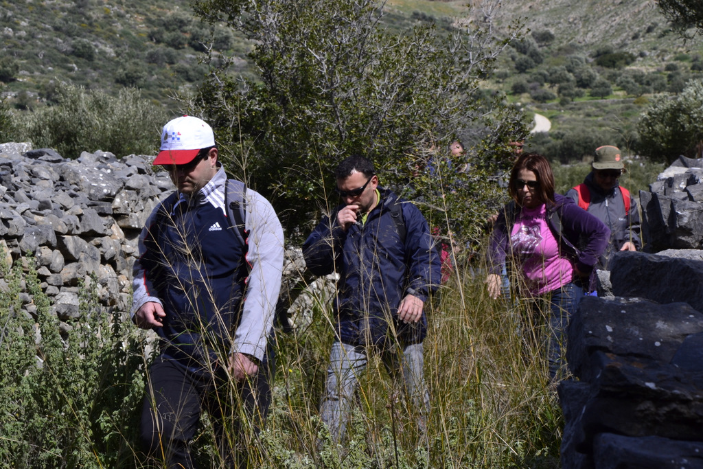 EXPLORE MOUNTAINS: ΠΕΖΟΠΟΡΙΑ ΝΕΑΠΟΛΗ-ΜΟΝΟΠΑΤΙ ΠΡΟΣ ΚΟΥΡΟΥΝΕΣ-ΑΡΧΑΙΑ ΔΡΗΡΟΣ