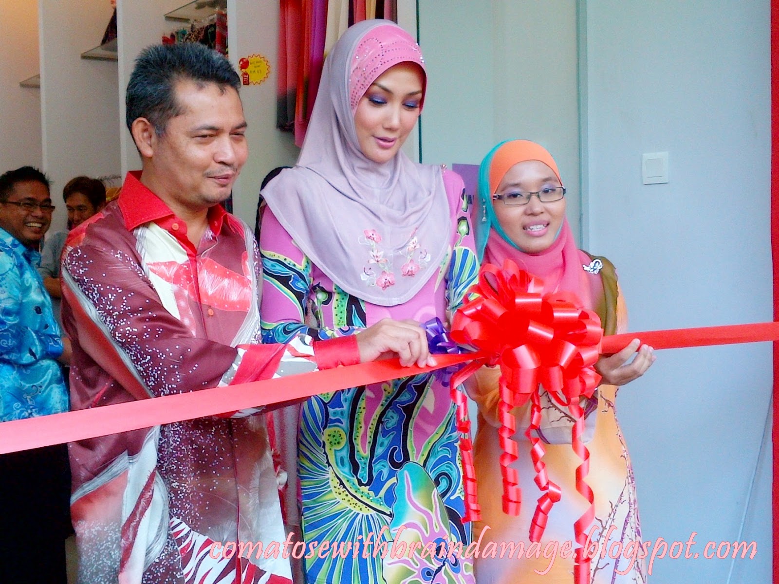 walk on wings, tread in air: Desa Murni Batik Event