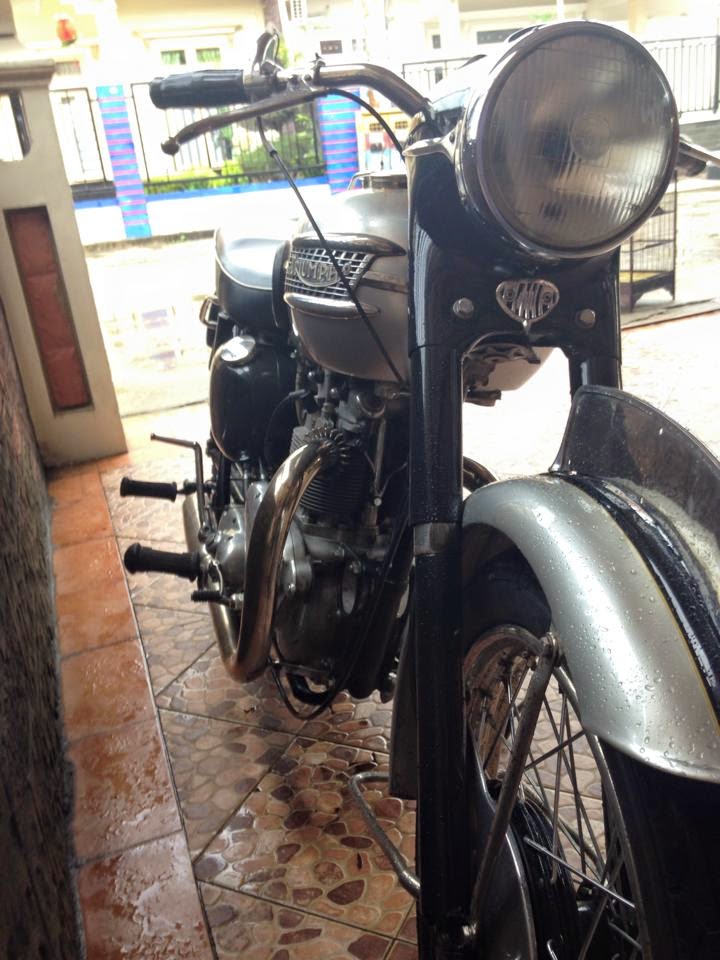 Jual Motor Klasik TRIUMPH T100 - PONTIANAK - LAPAK MOBIL DAN MOTOR BEKAS