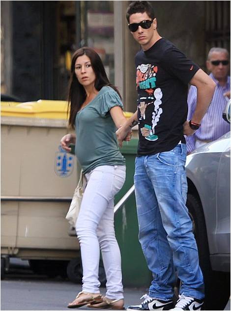 New Sports Stars: Fernando Torres With Wife Olalla Dominguesz New ...