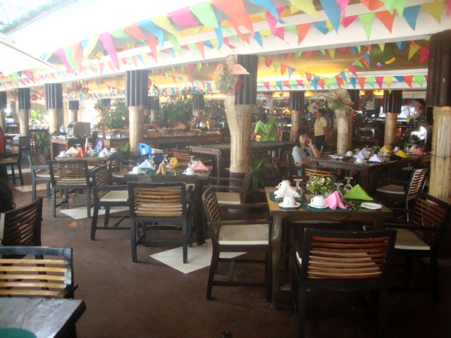 ERICJAZ FOODIES: LE BAMBOO CAFE BREAKFAST (DAKAK BEACH RESORT)