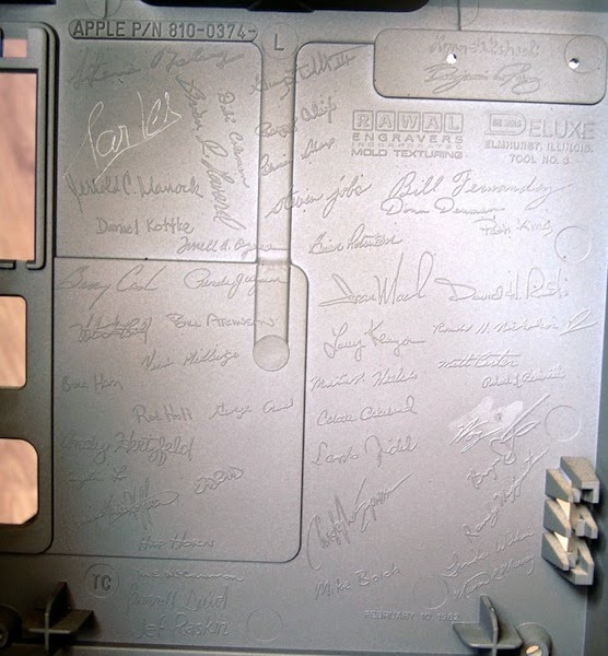 Steve Jobs signature was inside every original Macintosh | Information In