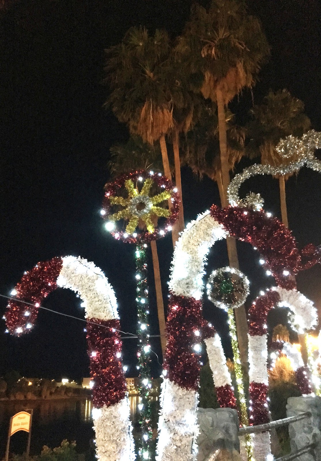 Laughlin Buzz: Candy Cane Lane at Pioneer Casino