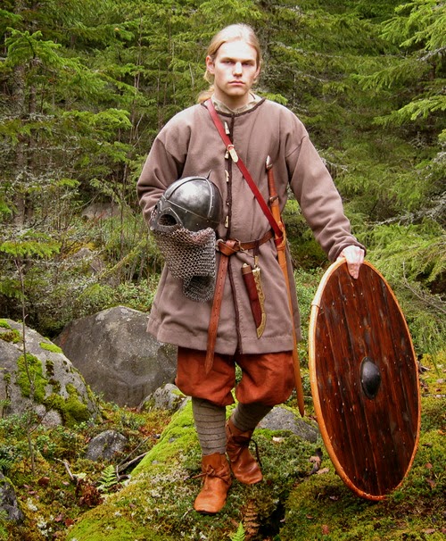 Critter Sitter's Blog: Viking Clothing by Re-Encators