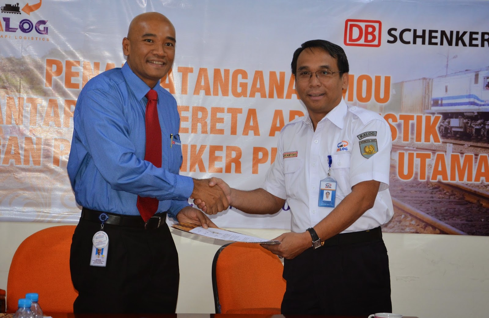 PT. Kereta Api Logistik (KALOG): [KG-123/2015] Penandatanganan MoU PT ...
