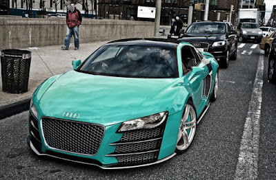 Autos color turquesa - Nazareth Black