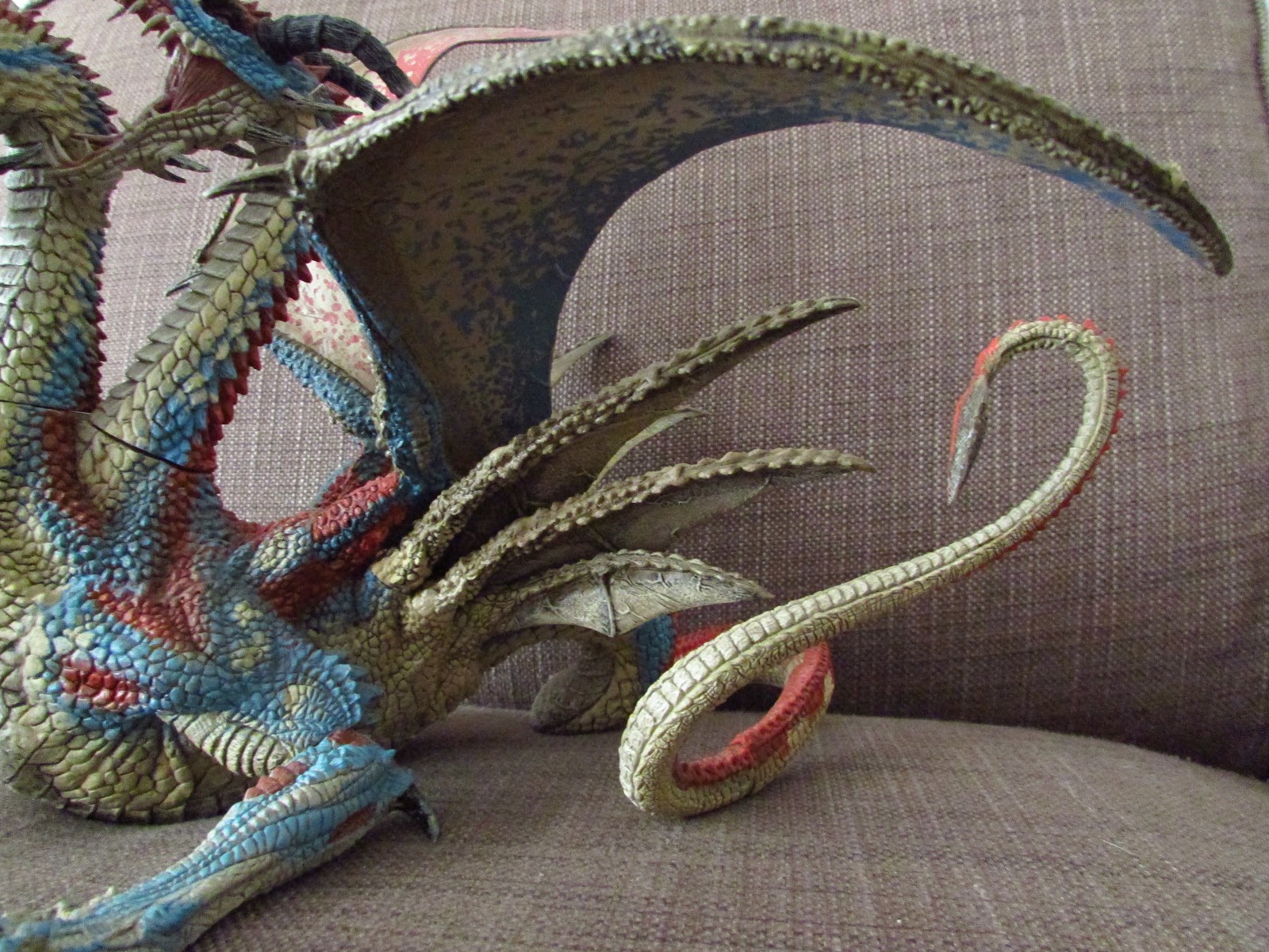 My Best Toys: Hydra Dragon...