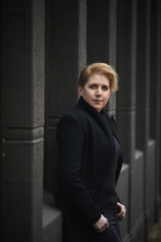 Book Q&As with Deborah Kalb: Q&A with Clare Mackintosh