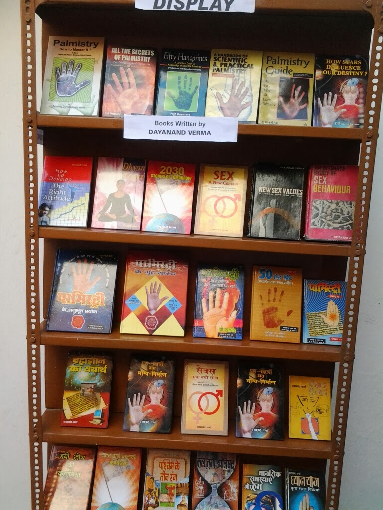 Secrets of Palmistry by Renowned Indian Palmist: Mysteries In Our Palm