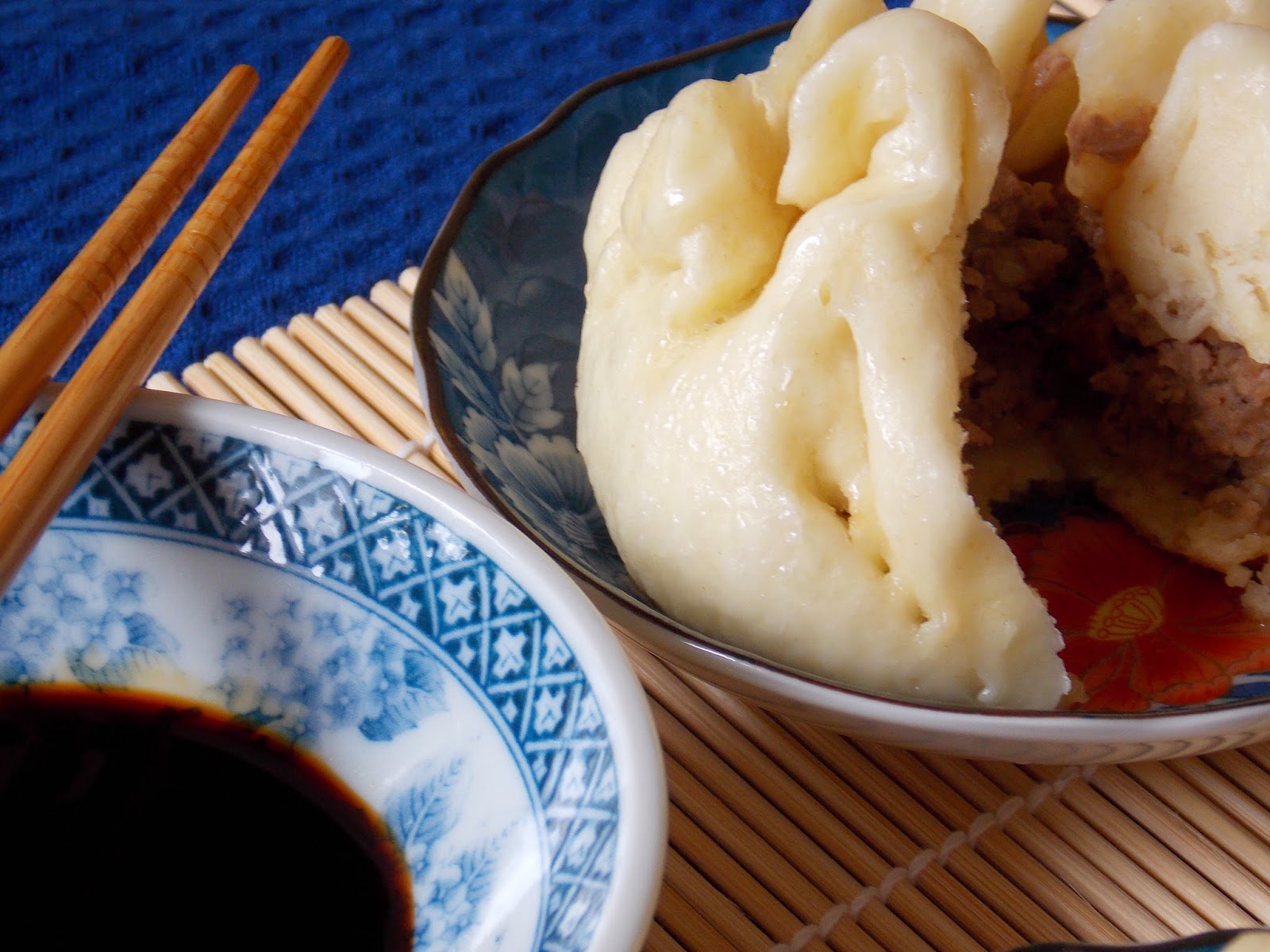 Hearty and Tasty: {Rezept} Nikuman - Gedämpfte gefüllte japanische Brötchen