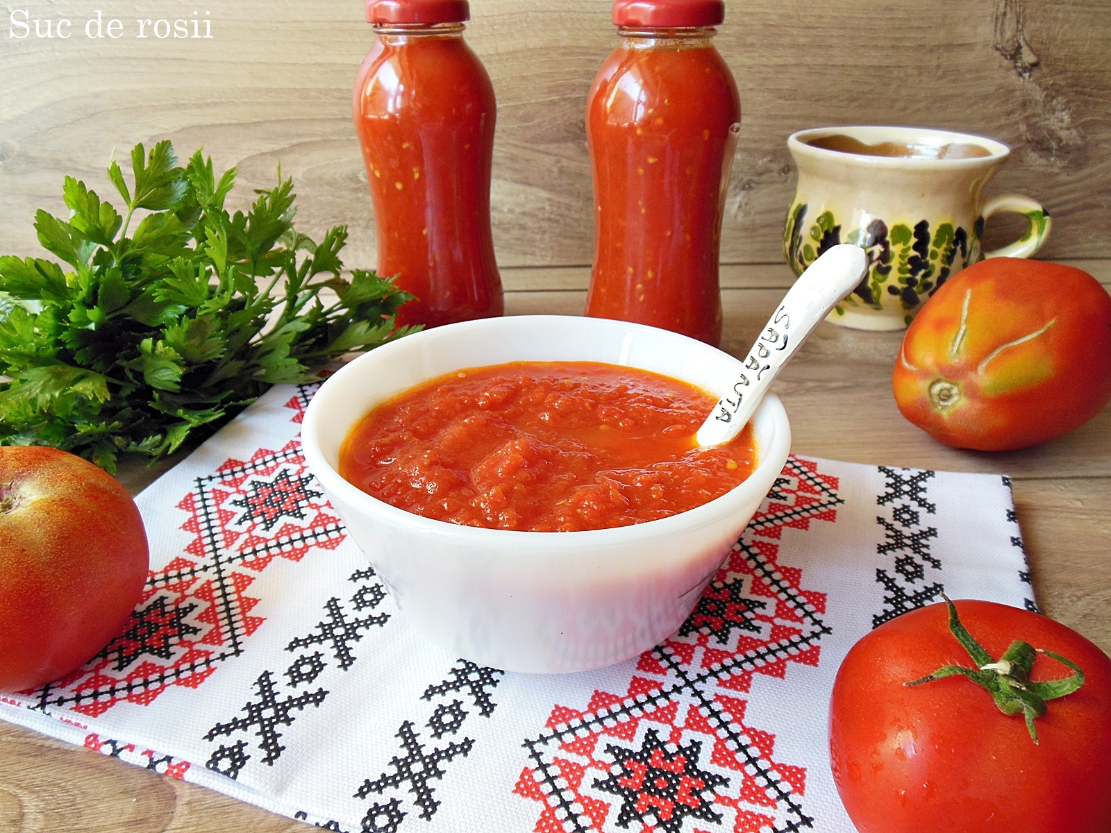 Rocsy in bucatarie: Suc de rosii