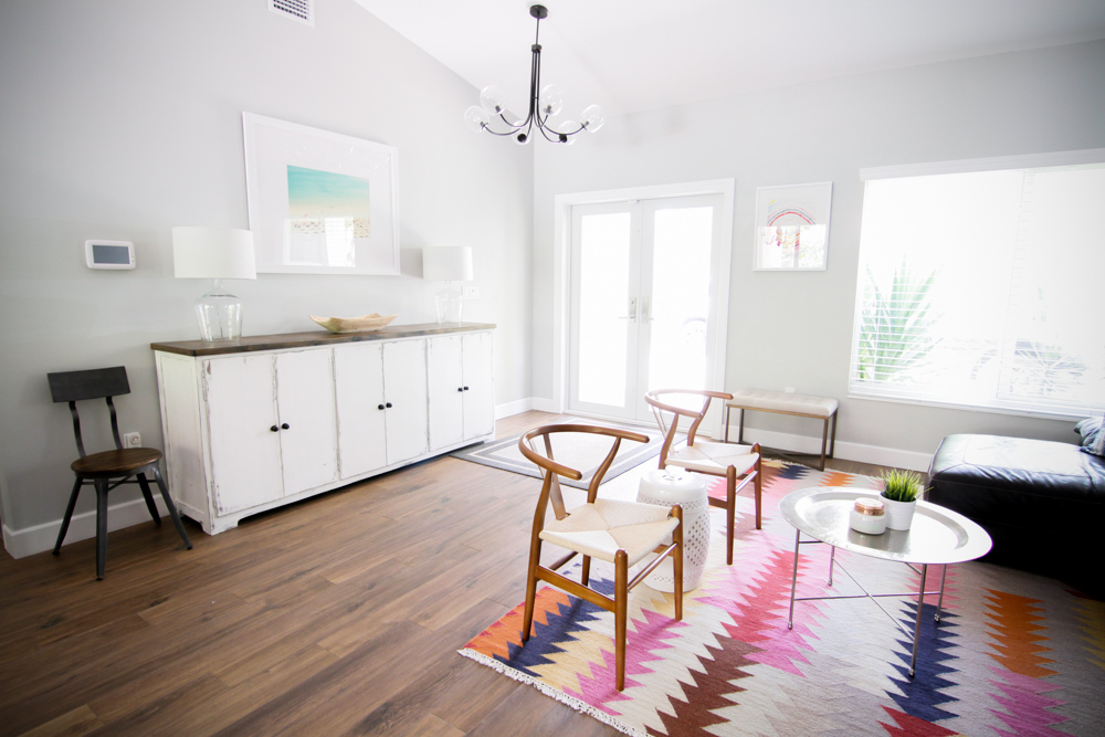 Making an entrance {a completed entry room}