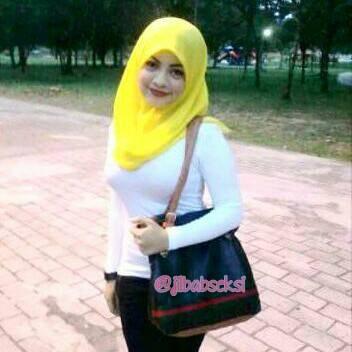 Cerita Lucah: Ustazah Alim Kesedapan Nikmat Seks