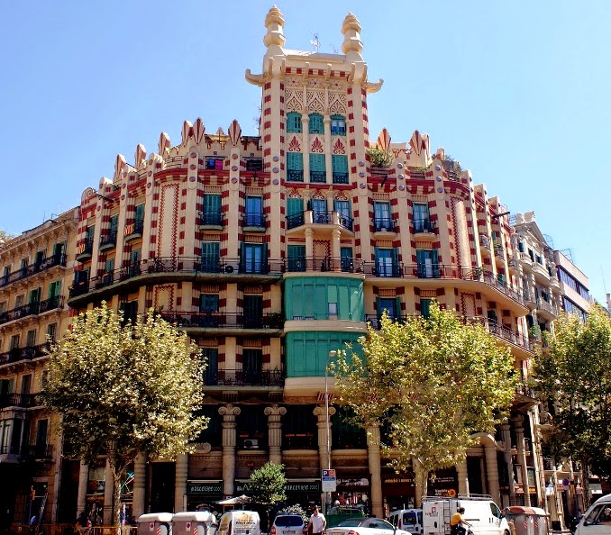 BARCELONA, AHORA Y SIEMPRE: LA CASA CHINA