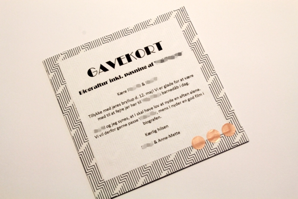 5.th.e: Indpakning af gavekort til de nygifte