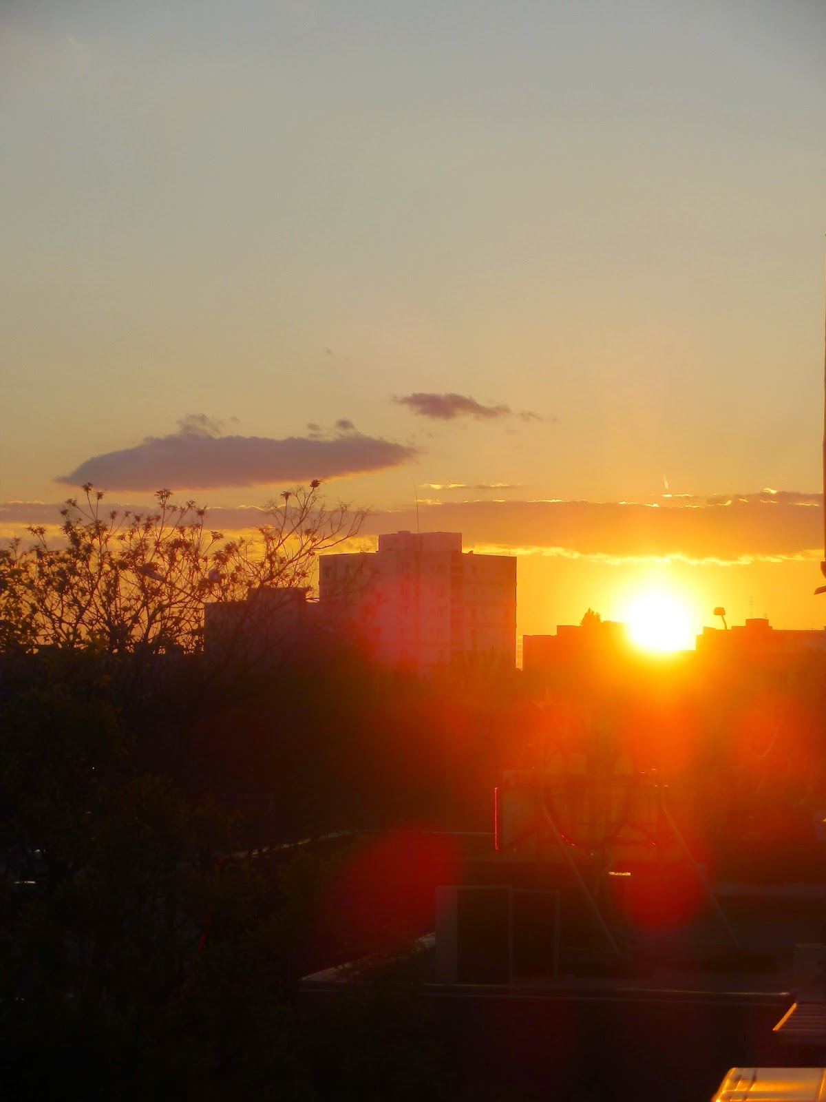 nicolcarm: Apus de soare in Bucuresti