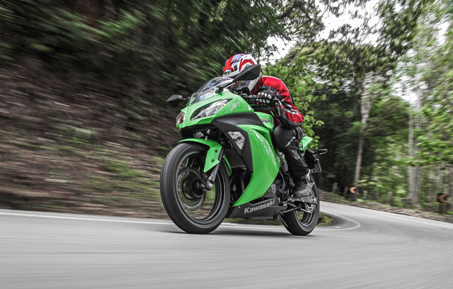 Ninja 300 - Teste Completo ~ Motorcycle News