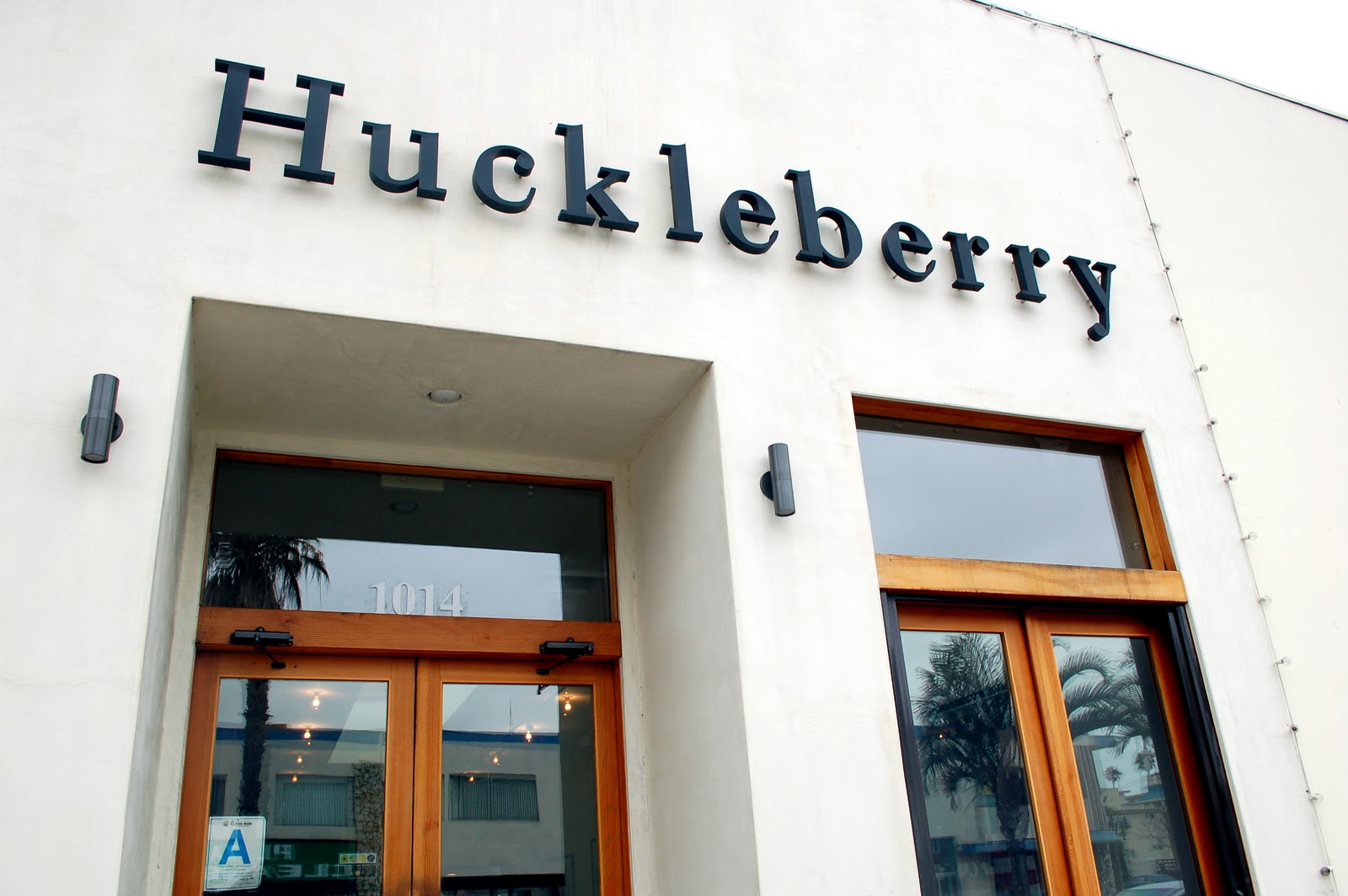 A Bit of Sparklefarkle: {Huckleberry Bakery and Cafe}