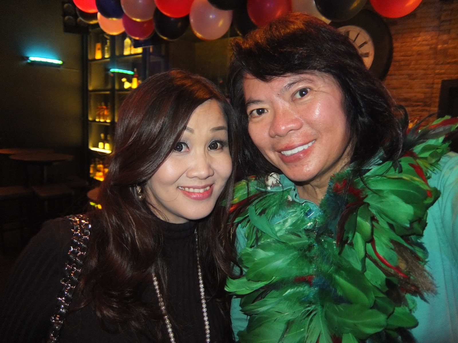 Kee Hua Chee Live!: PART 3---TRACY TOH OF MOVIDA CENTRESTAGE PETALING ...