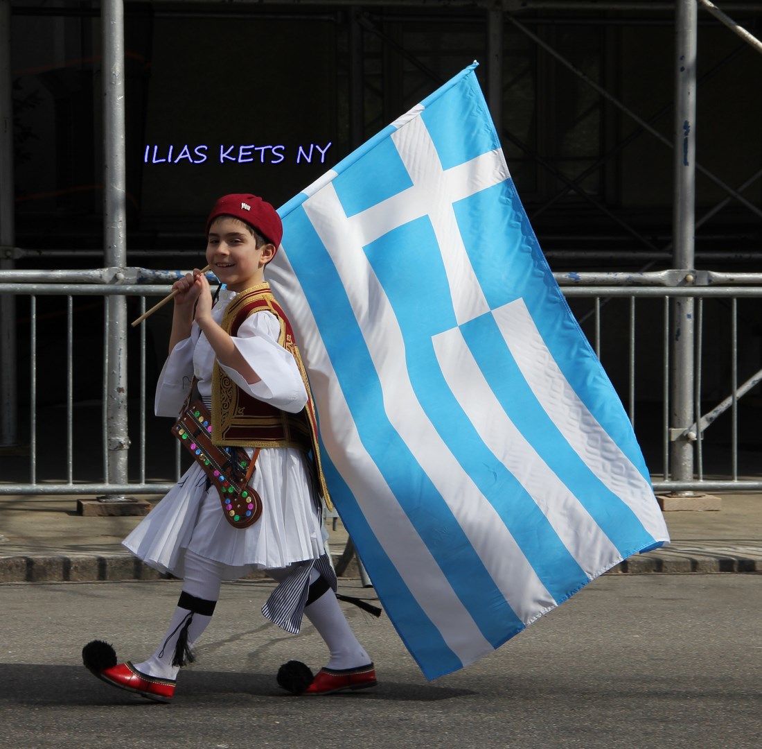 Η ΜΕΓΑΛΕΙΩΔΗΣ ΠΑΡΕΛΑΣΗ ΤΩΝ ΕΛΛΗΝΩΝ ΣΤΗ ΝΕΑ ΥΟΡΚΗ 2013. ΑΠΙΘΑΝΟ ...