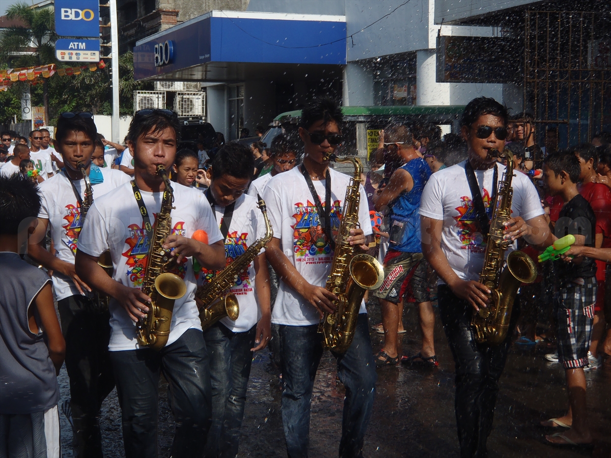Pinoy Festivals: "Parada ng Lechon" in Balayan Batangas | Blogs, Travel ...