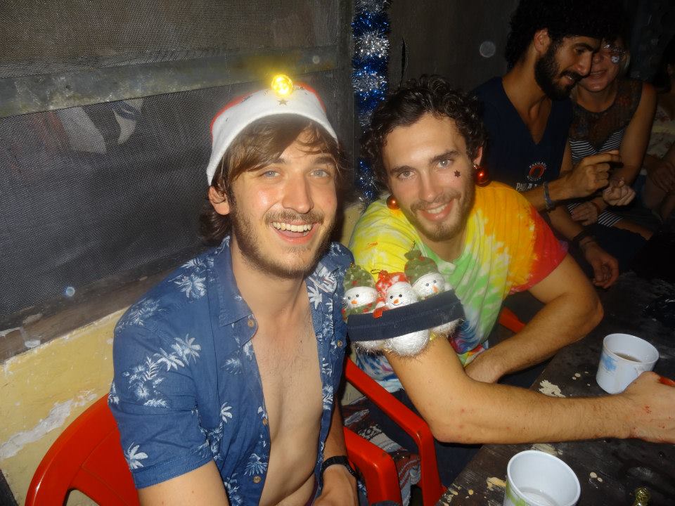 In a gentle way, you can shake the world: Inti Wara Yassi - Parque Machia