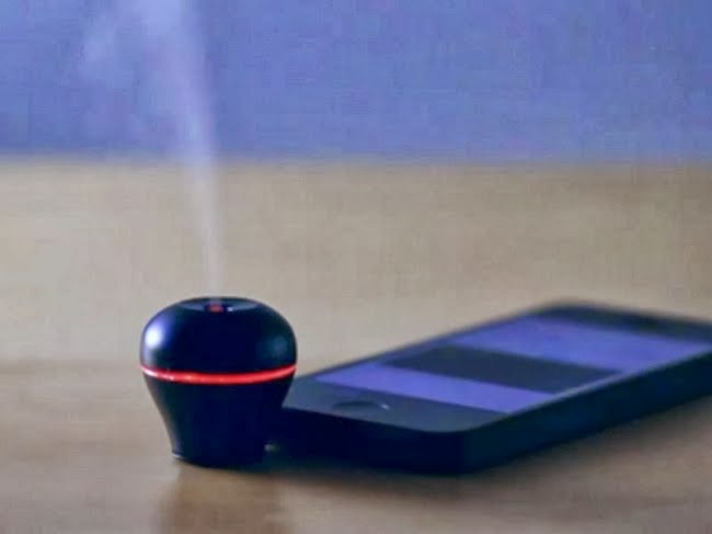 "Scentee" A smell-based notification accessory developed for mobile phones