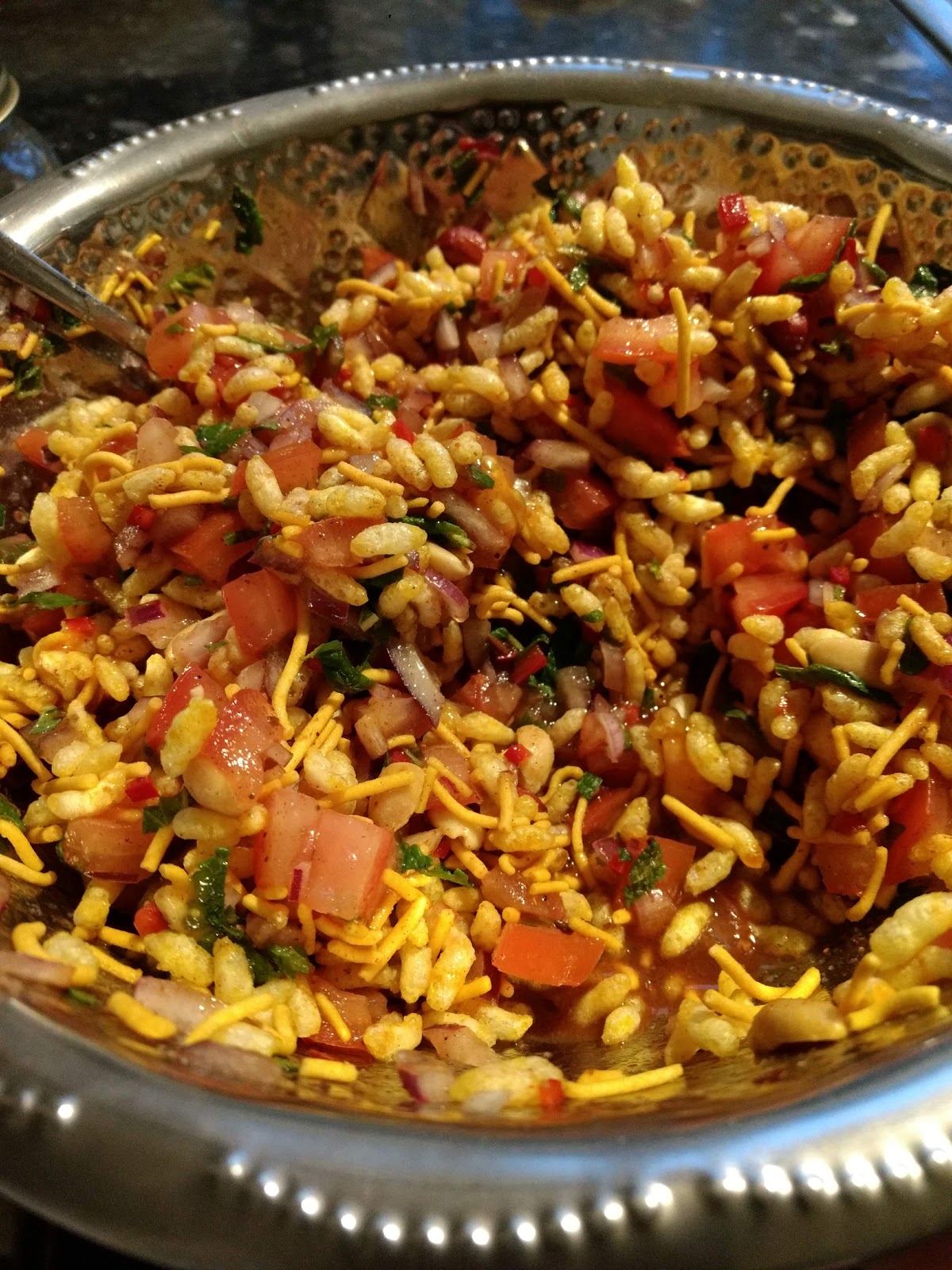 Bhel Puri: the most delicious Indian street food