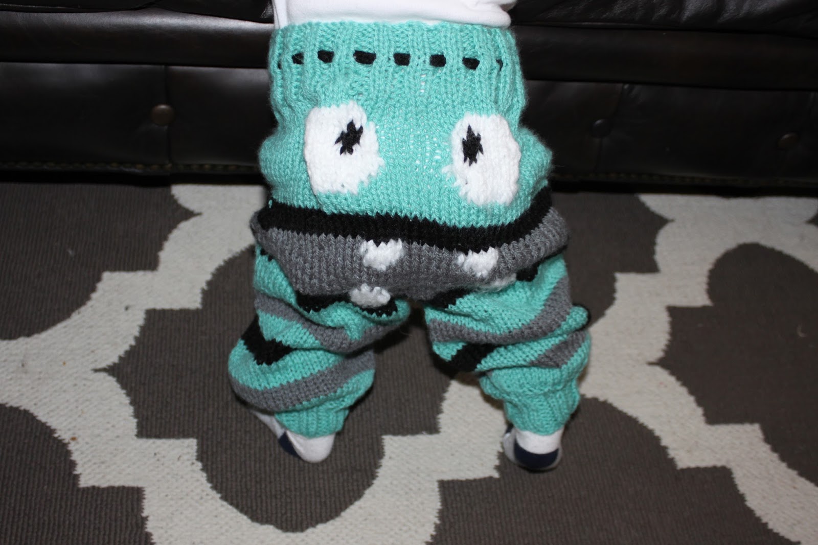 Oh What a Gem!: Monster Pants Knitting Pattern with stitched-in eyes ...