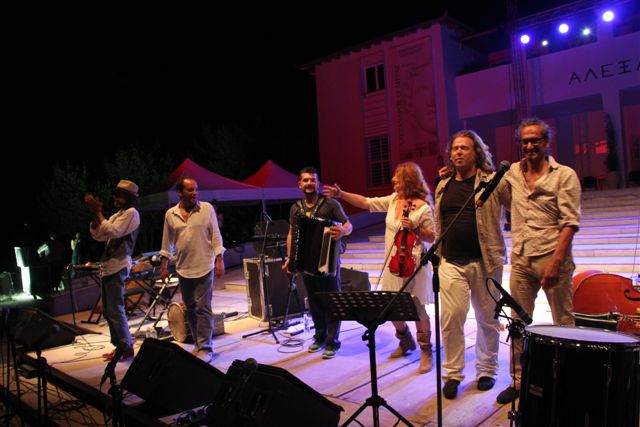 ΚΟΛΙΝΔΡΙΝΑ ΜΑΣΛΑΤΙΑ: EΠΕΣΕ Η ΑΥΛΑΙΑ ΓΙΑ ΤΟ OLYMPOLIS