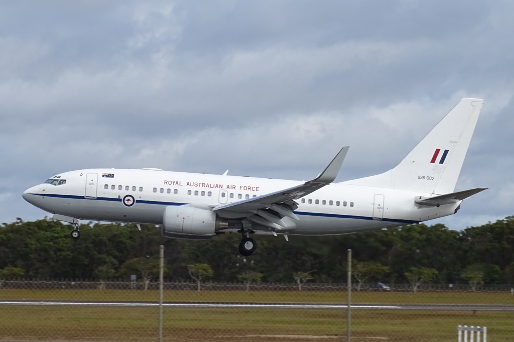 Central Queensland Plane Spotting: RAAF Boeing B737-7DF(BBJ) A36-002 ...