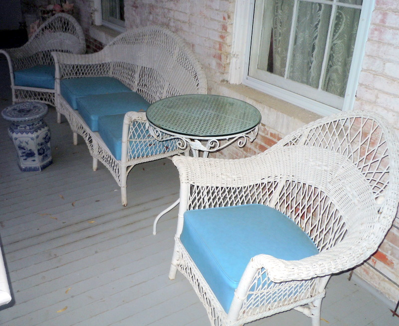 My Old Historic House: Wicker. Wicker, Everywhere!!!
