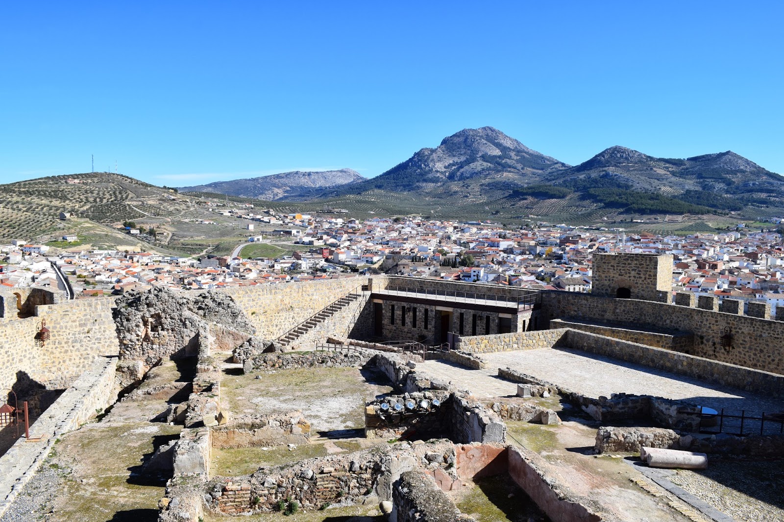 Castillo de Alcaudete (Alcaudete, Jaén) - Un Destino Entre Mis Manos