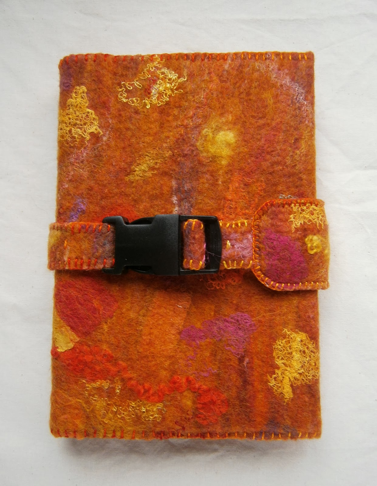 Felt by Zed: More Sculptural Felt, a Craft Fair and Some Diary Covers