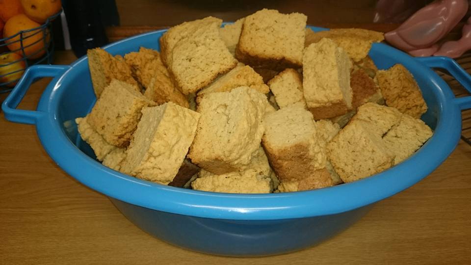 LEKKER RESEPTE VIR DIE JONGERGESLAG: EAT SUM-MORE BESKUIT