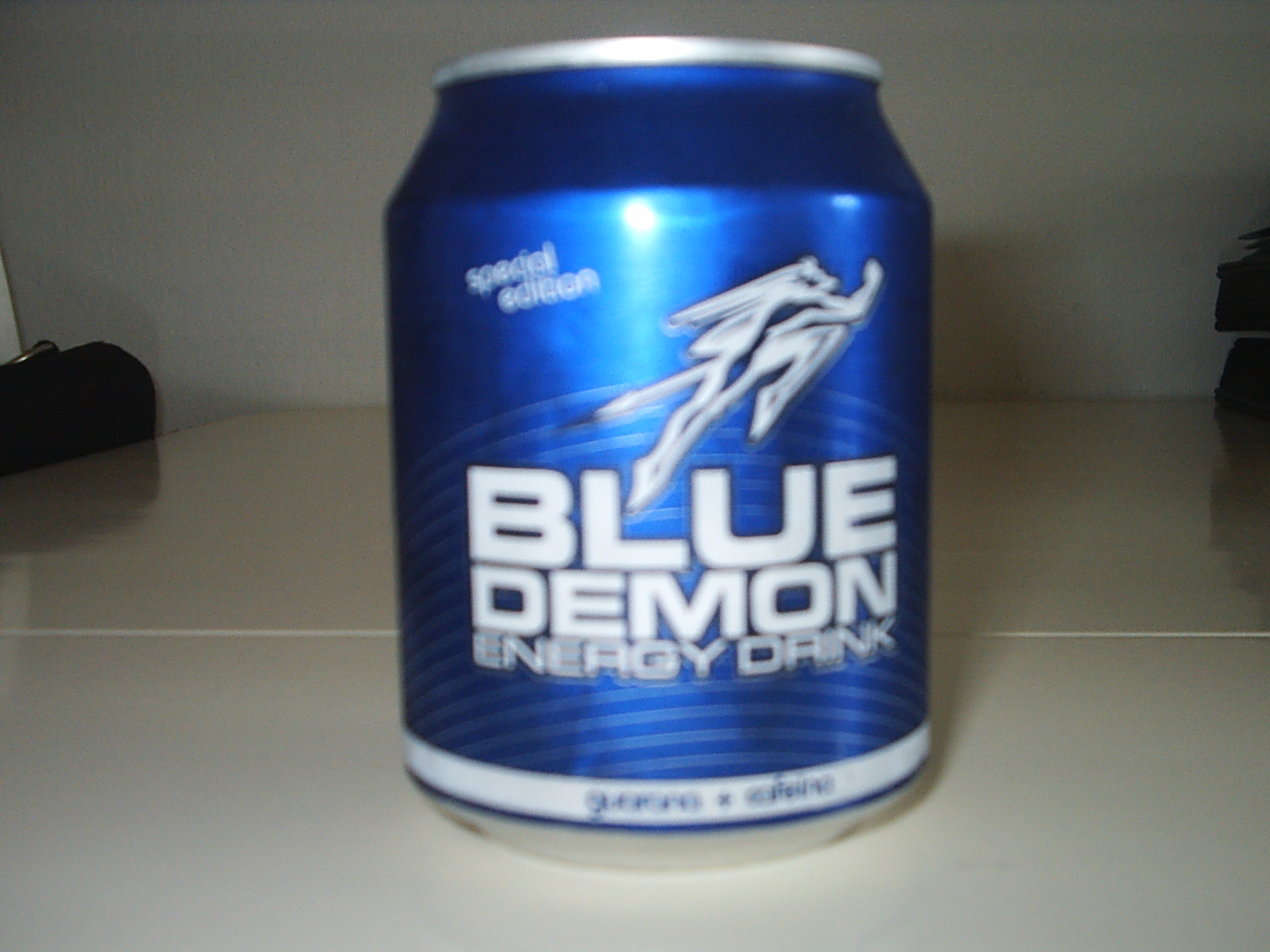 LATAS DE GASEOSAS DE JUAN CRUZ: BLUE DEMON ENERGIZANTE