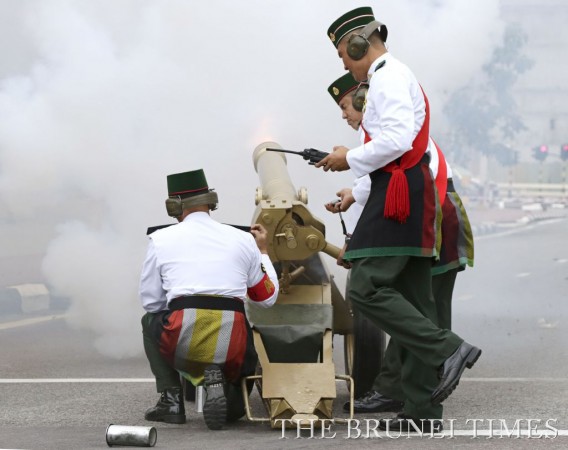 21 Cannon Salute to His Majesty on 69th Birthday