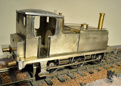 petesworkshop: Detailing the Lochgorm tank.