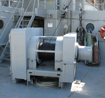 DiscoverThat - Journal: Ship Cargo Winch Model