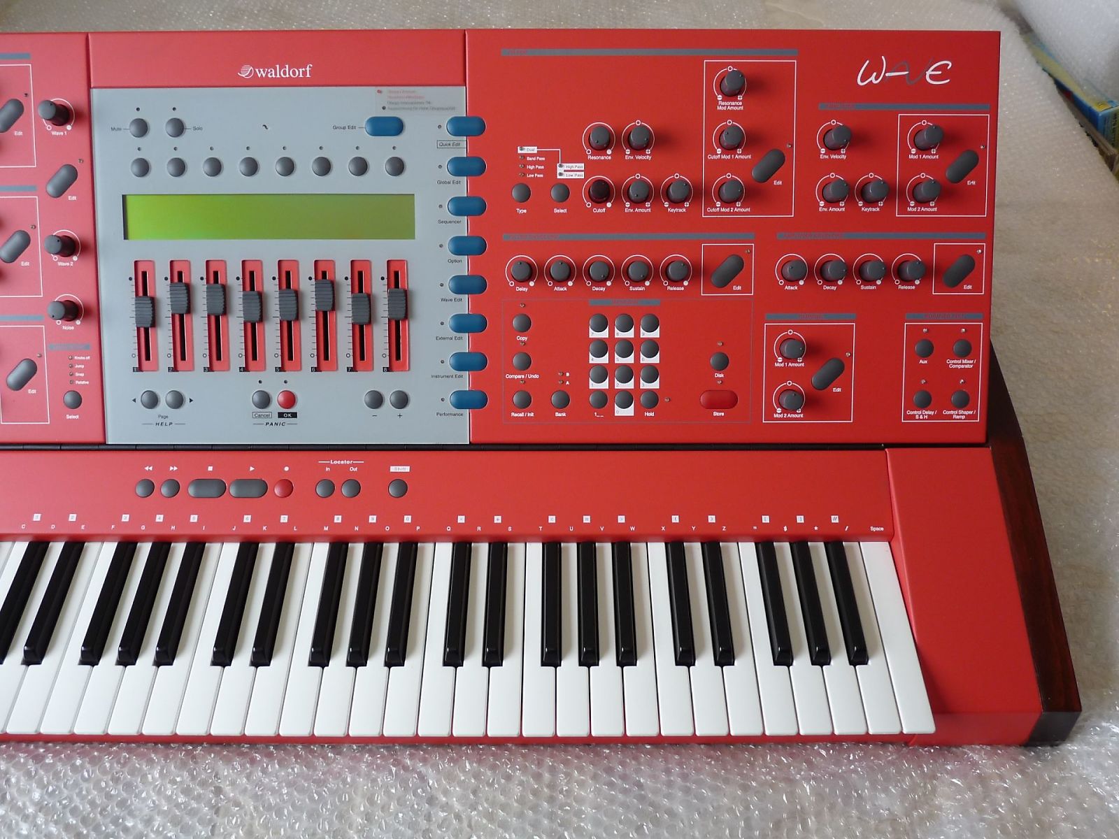 MATRIXSYNTH: Waldorf Wave 32 voices Cadmium Red Edition
