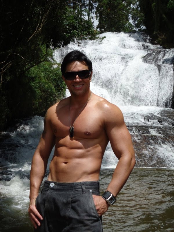 BACKSTAGE DO FORRÓ: REGINALDO FILHO E A BANDA CARTA NOVA