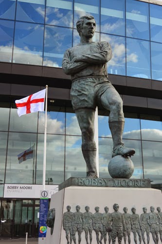 Bobby Moore Statue Wembley Stadium - Britain All Over Travel Guide